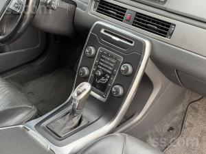 Volvo XC70 2013 Jūrmala, ar dzinēja tilpumu 2.00 L un nobraukumu 0 tūkst. km par 7250 €, foto 21 vietnē AUTOMOTO.COM.LV