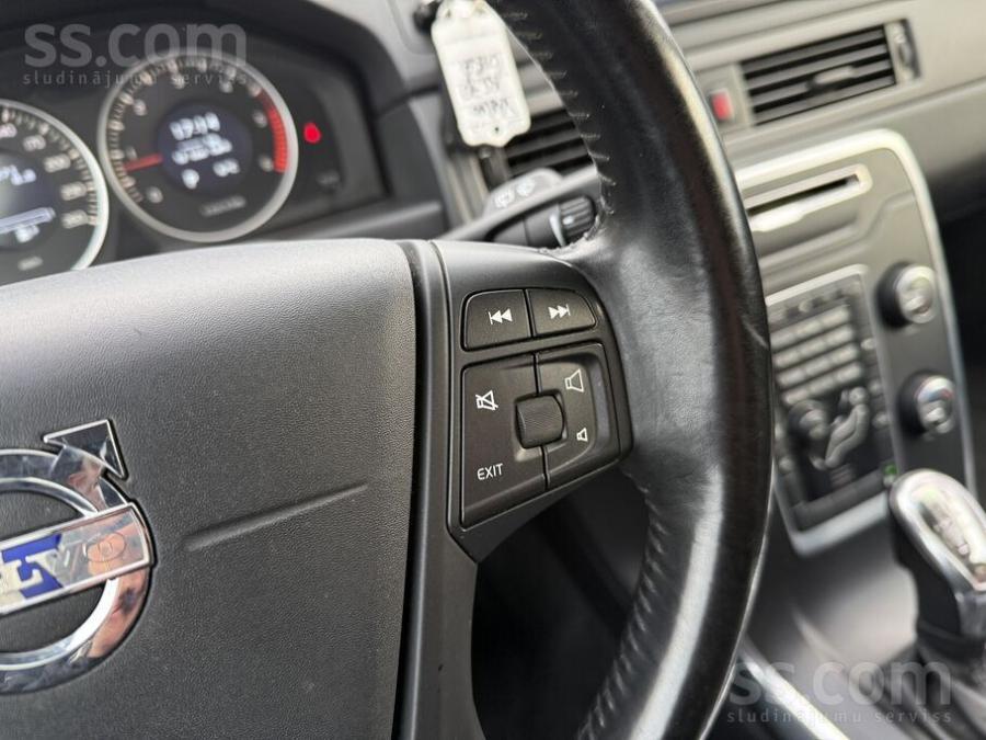 Volvo XC70 2013 Jūrmala, ar dzinēja tilpumu 2.00 L un nobraukumu 0 tūkst. km par 7250 €, foto 27 vietnē AUTOMOTO.COM.LV