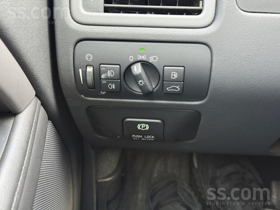 Volvo XC70 2013 Jūrmala, ar dzinēja tilpumu 2.00 L un nobraukumu 0 tūkst. km par 7250 €, foto 28 vietnē AUTOMOTO.COM.LV