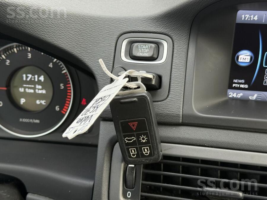 Volvo XC70 2013 Jūrmala, ar dzinēja tilpumu 2.00 L un nobraukumu 0 tūkst. km par 7250 €, foto 29 vietnē AUTOMOTO.COM.LV