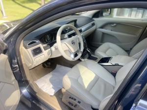 Volvo XC70 2013 in Riga, with an engine capacity of 2.40 L and mileage of 186 thousand km for 3500 €, photo 9 on AUTOMOTO.COM.LV
