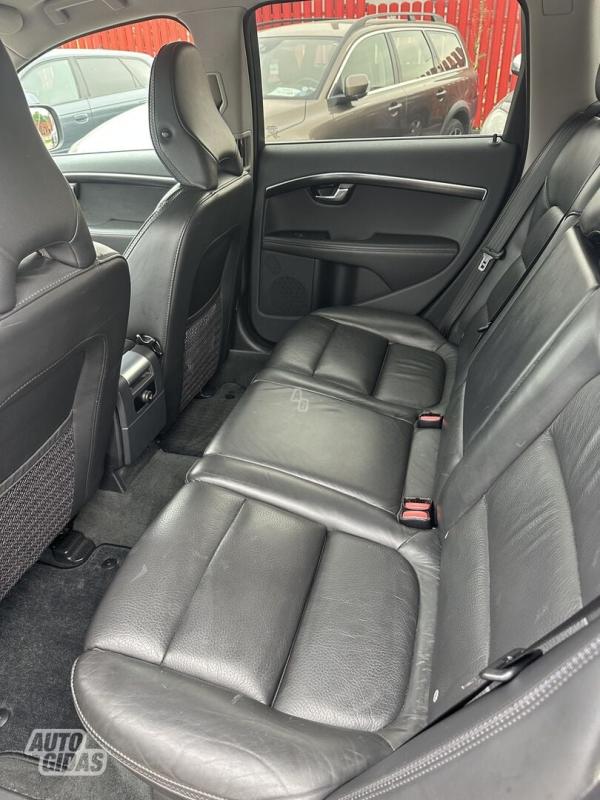 Volvo XC70 2013 Pabradė, ar dzinēja tilpumu 2.00 L un nobraukumu 257 tūkst. km par 10600 €, foto 8 vietnē AUTOMOTO.COM.LV