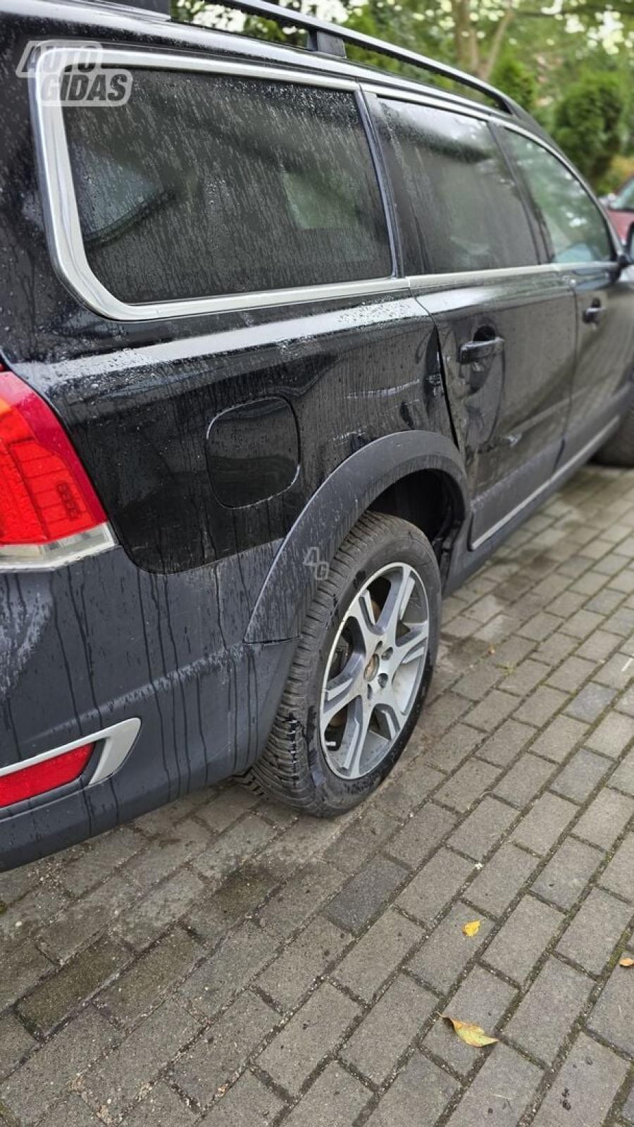 Volvo XC70 2014 Kauņa, ar dzinēja tilpumu 3.00 L un nobraukumu 372 tūkst. km par 6600 €, foto 4 vietnē AUTOMOTO.COM.LV