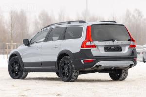 Volvo XC70 2014 in Riga, with an engine capacity of 2.40 L and mileage of 297 thousand km for 12700 €, photo 5 on AUTOMOTO.COM.LV