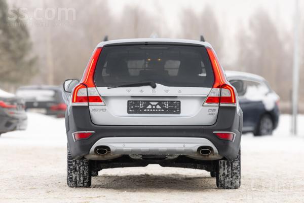 Volvo XC70 2014 Rīga, ar dzinēja tilpumu 2.40 L un nobraukumu 297 tūkst. km par 12700 €, foto 6 vietnē AUTOMOTO.COM.LV