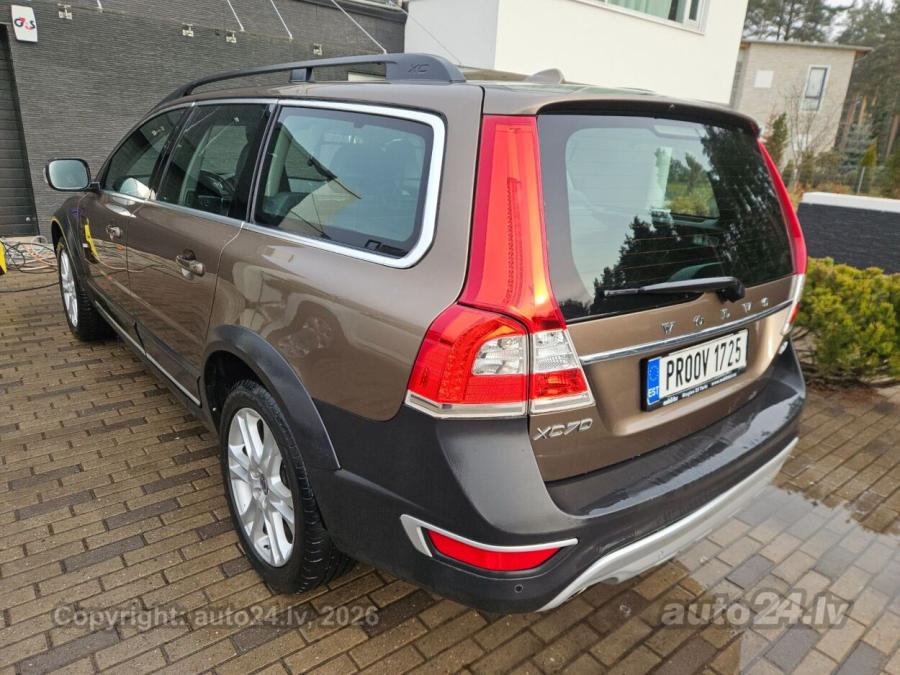 Volvo XC70 2014 Tartu, ar dzinēja tilpumu 2.00 L un nobraukumu 273 tūkst. km par 11790 €, foto 5 vietnē AUTOMOTO.COM.LV
