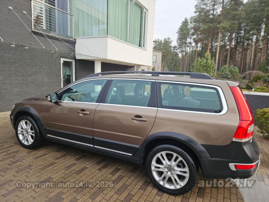 Volvo XC70 2014 Tartu, ar dzinēja tilpumu 2.00 L un nobraukumu 273 tūkst. km par 11790 €, foto 6 vietnē AUTOMOTO.COM.LV
