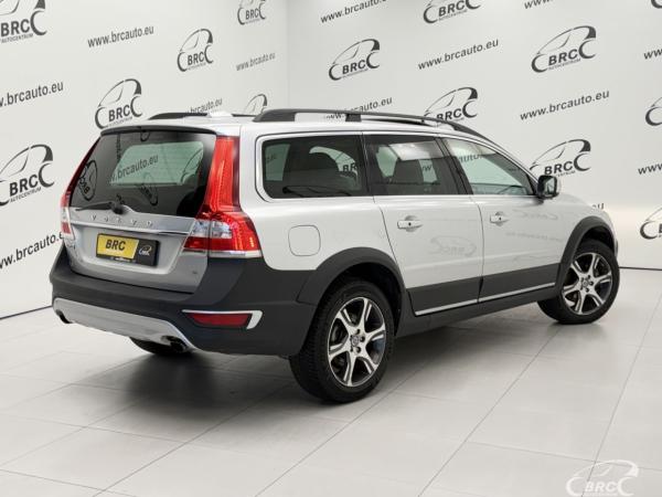 Volvo XC70 2014 Viļņa, ar dzinēja tilpumu 2.95 L un nobraukumu 263 tūkst. km par 10900 €, foto 2 vietnē AUTOMOTO.COM.LV