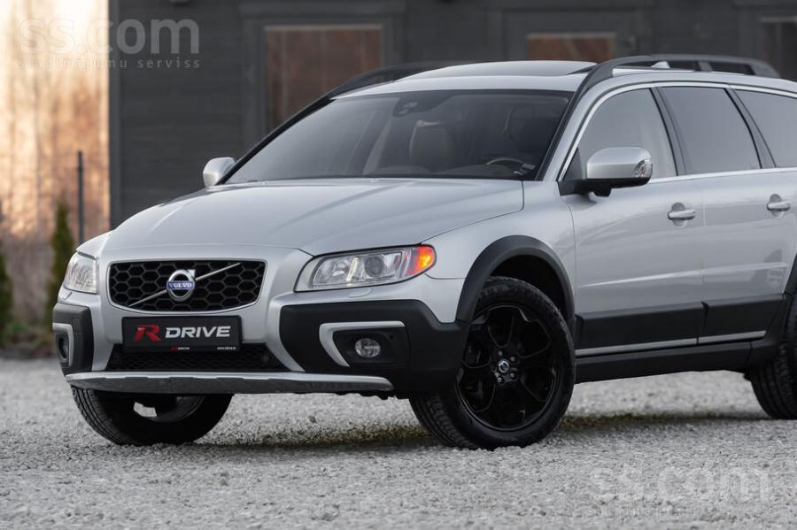 Volvo XC70 2014 Jelgava, ar dzinēja tilpumu 2.40 L un nobraukumu 297 tūkst. km par 12400 €, foto 5 vietnē AUTOMOTO.COM.LV