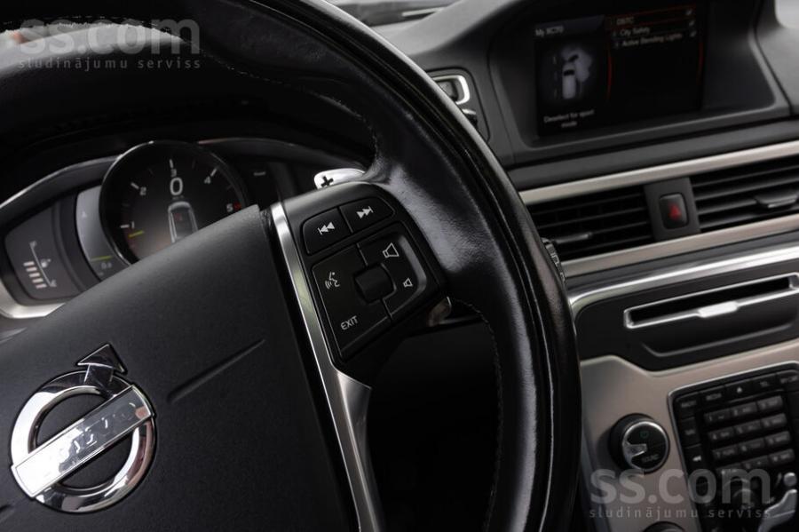 Volvo XC70 2014 Jelgava, ar dzinēja tilpumu 2.40 L un nobraukumu 297 tūkst. km par 12400 €, foto 15 vietnē AUTOMOTO.COM.LV