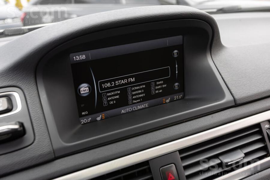 Volvo XC70 2014 Jelgava, ar dzinēja tilpumu 2.40 L un nobraukumu 297 tūkst. km par 12400 €, foto 21 vietnē AUTOMOTO.COM.LV