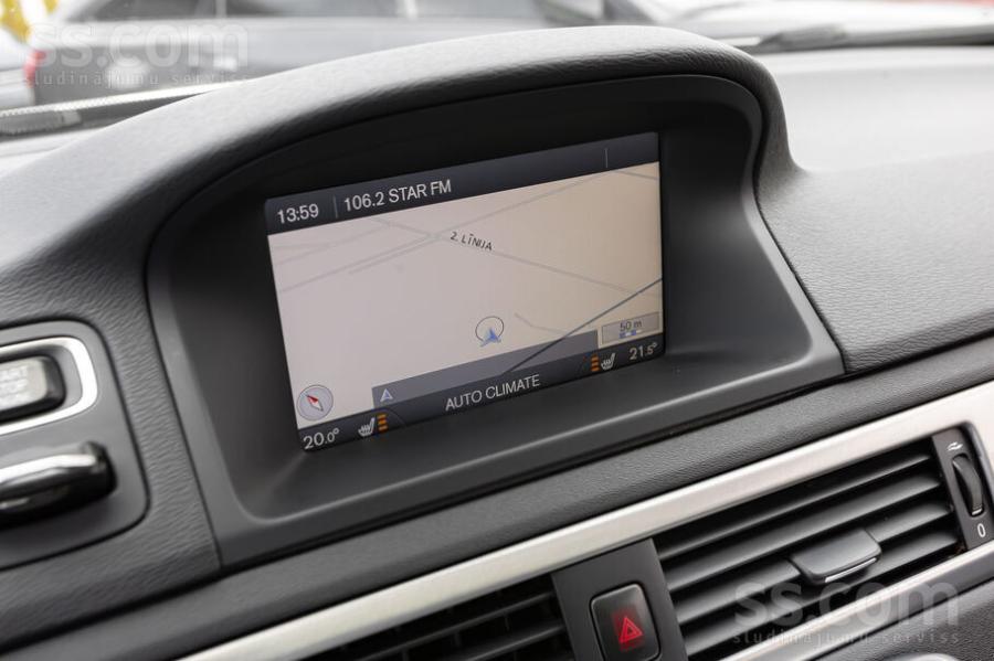 Volvo XC70 2014 Jelgava, ar dzinēja tilpumu 2.40 L un nobraukumu 297 tūkst. km par 12400 €, foto 23 vietnē AUTOMOTO.COM.LV