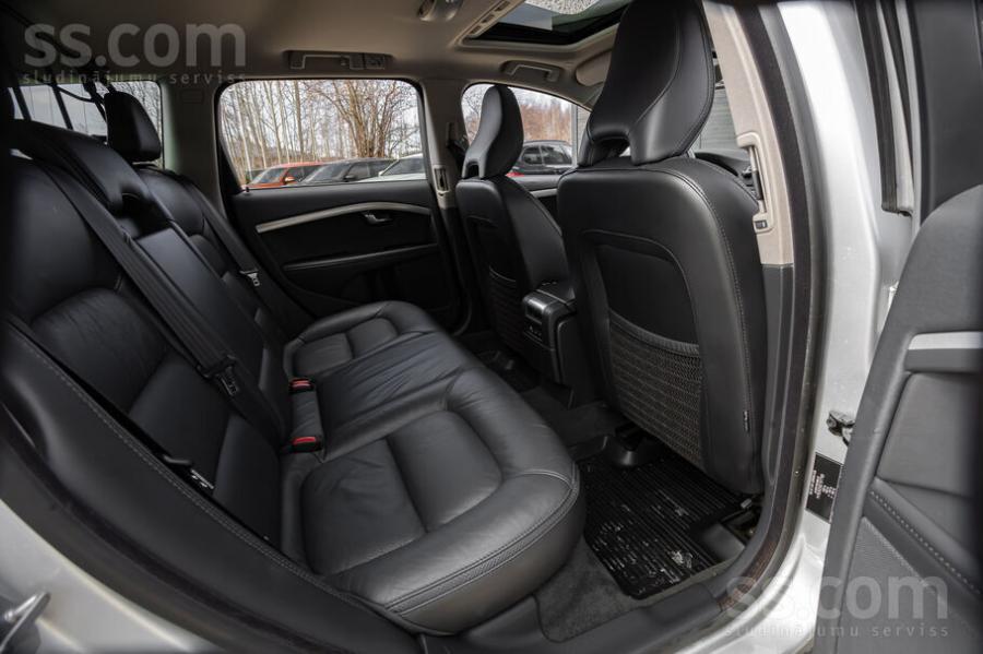 Volvo XC70 2014 Jelgava, ar dzinēja tilpumu 2.40 L un nobraukumu 297 tūkst. km par 12400 €, foto 26 vietnē AUTOMOTO.COM.LV