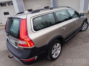 Volvo XC70 2014 in Riga, with an engine capacity of 2.00 L and mileage of 192 thousand km for 8150 €, photo 8 on AUTOMOTO.COM.LV