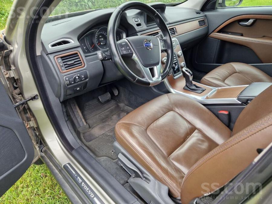 Volvo XC70 2014 Rīga, ar dzinēja tilpumu 2.40 L un nobraukumu 511 tūkst. km par 6500 €, foto 11 vietnē AUTOMOTO.COM.LV