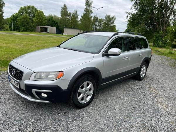Volvo XC70 2014 Rīga, ar dzinēja tilpumu 2.40 L un nobraukumu 353 tūkst. km par 7500 €, foto 1 vietnē AUTOMOTO.COM.LV