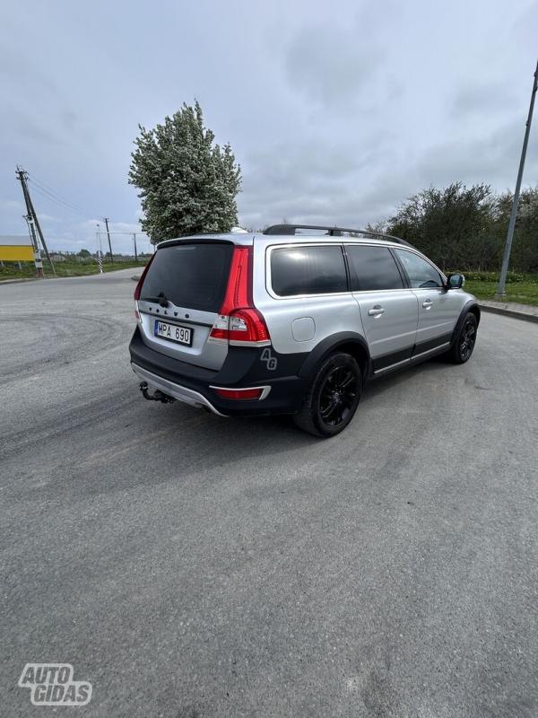 Volvo XC70 2014 in Klaipeda, with an engine capacity of 2.40 L and mileage of 308 thousand km for 9300 €, photo 4 on AUTOMOTO.COM.LV
