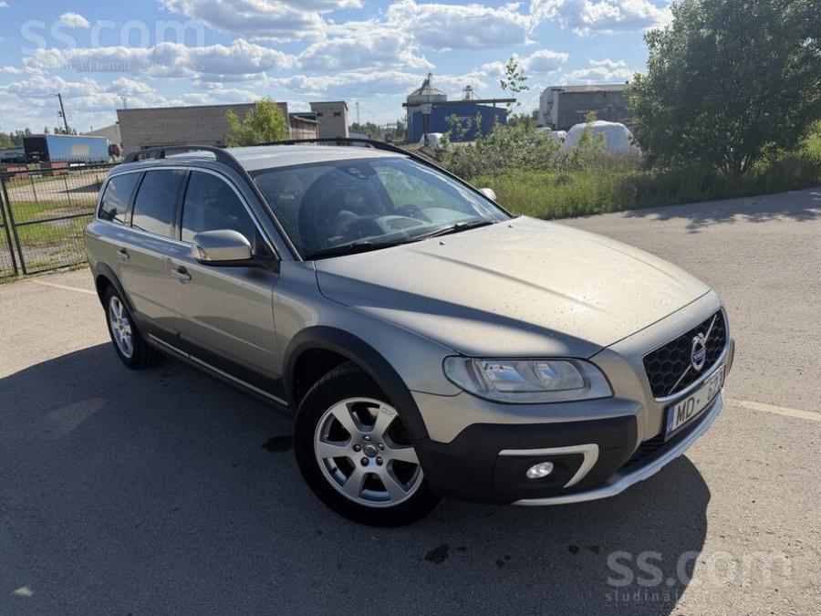 Volvo XC70 2014 Rēzekne, ar dzinēja tilpumu 2.00 L un nobraukumu 337 tūkst. km par 9450 €, foto 1 vietnē AUTOMOTO.COM.LV