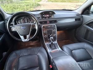 Volvo XC70 2014 Rēzekne, ar dzinēja tilpumu 2.00 L un nobraukumu 337 tūkst. km par 9450 €, foto 9 vietnē AUTOMOTO.COM.LV