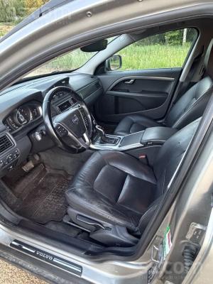 Volvo XC70 2014 Rēzekne, ar dzinēja tilpumu 2.00 L un nobraukumu 337 tūkst. km par 9450 €, foto 11 vietnē AUTOMOTO.COM.LV