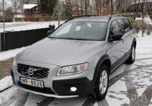 Volvo XC70 2015 in Riga, with an engine capacity of 2.00 L and mileage of 293 thousand km for 6700 €, photo  on AUTOMOTO.COM.LV