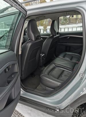 Volvo XC70 2015 Rīga, ar dzinēja tilpumu 2.00 L un nobraukumu 293 tūkst. km par 6700 €, foto 9 vietnē AUTOMOTO.COM.LV