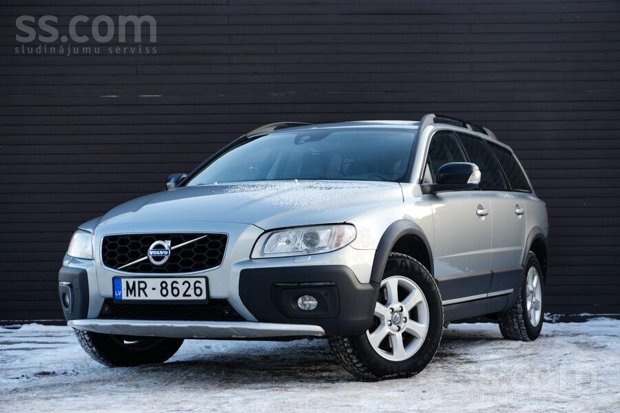 Volvo XC70 2015 in Riga, with an engine capacity of 2.00 L and mileage of 290 thousand km for 9390 €, photo 1 on AUTOMOTO.COM.LV