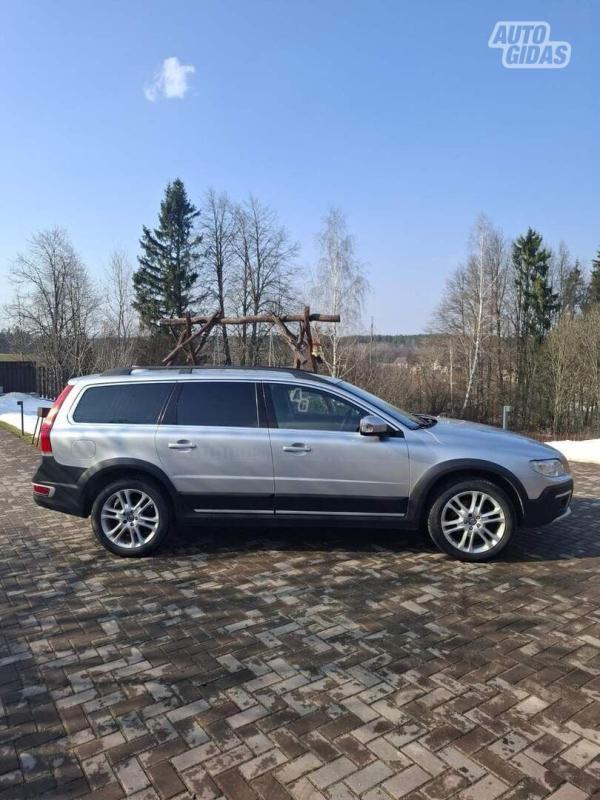 Volvo XC70 2015 Viļņa, ar dzinēja tilpumu 2.40 L un nobraukumu 335 tūkst. km par 8999 €, foto 3 vietnē AUTOMOTO.COM.LV