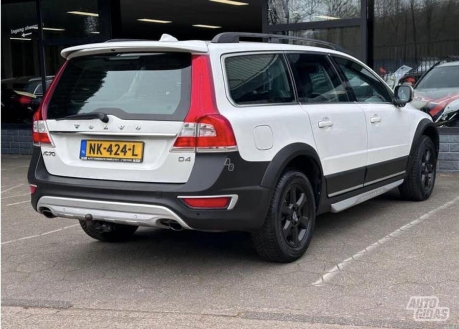 Volvo XC70 2015 Kauņa, ar dzinēja tilpumu 2.00 L un nobraukumu 308 tūkst. km par 10900 €, foto 6 vietnē AUTOMOTO.COM.LV
