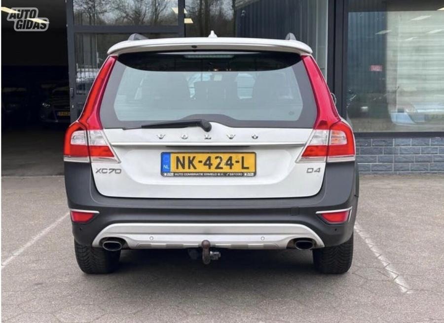 Volvo XC70 2015 Kauņa, ar dzinēja tilpumu 2.00 L un nobraukumu 308 tūkst. km par 10900 €, foto 7 vietnē AUTOMOTO.COM.LV