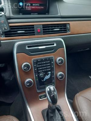 Volvo XC70 2015 Cēsis, ar dzinēja tilpumu 2.40 L un nobraukumu 262 tūkst. km par 12490 €, foto 4 vietnē AUTOMOTO.COM.LV
