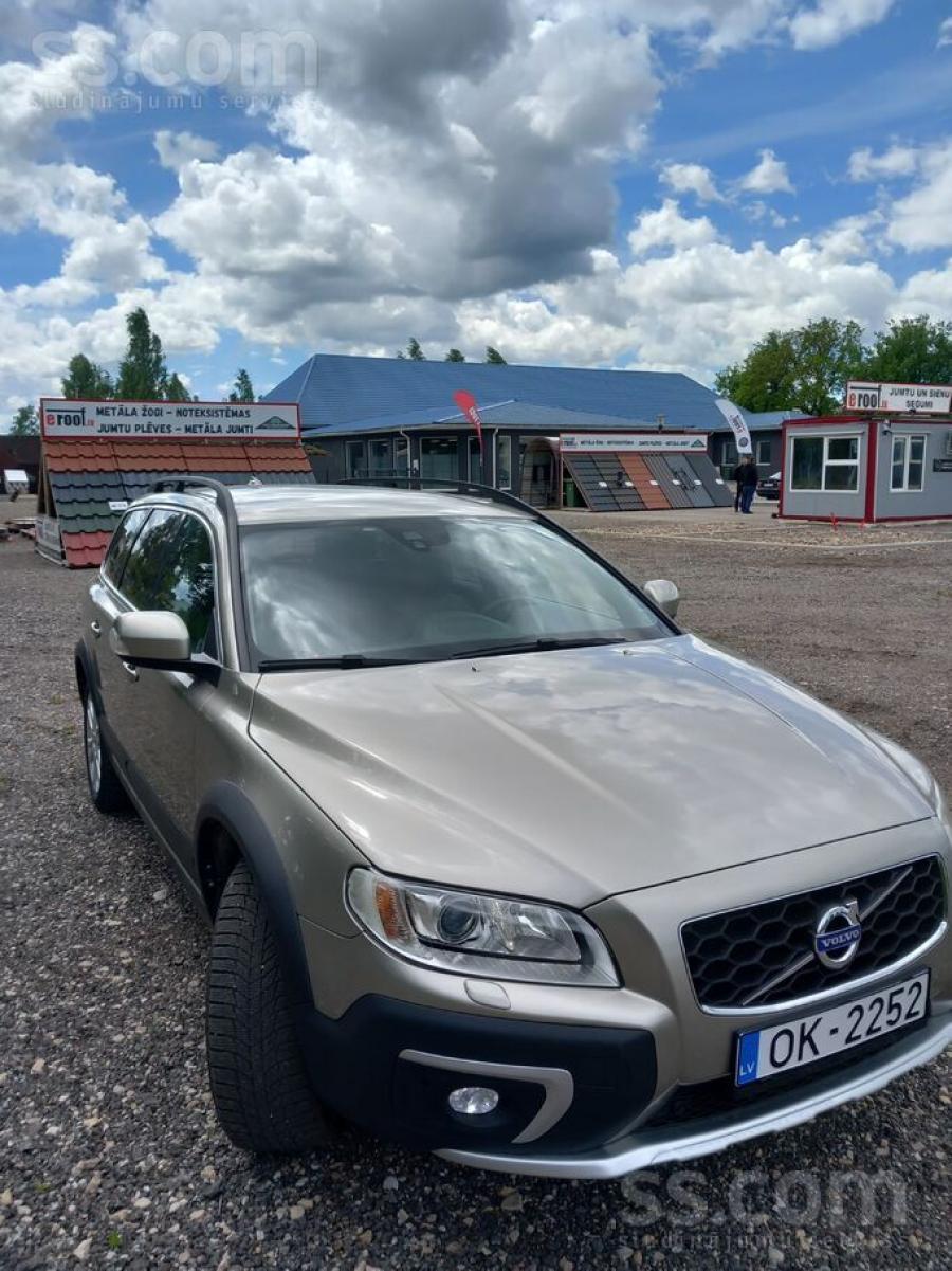 Volvo XC70 2015 Cēsis, ar dzinēja tilpumu 2.40 L un nobraukumu 262 tūkst. km par 12490 €, foto 13 vietnē AUTOMOTO.COM.LV