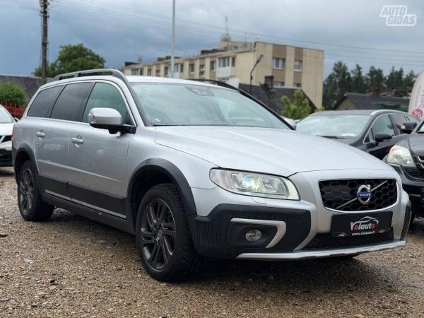 Volvo XC70 2015 in Pabrade, with an engine capacity of 2.40 L and mileage of 293 thousand km for 13500 €, photo 2 on AUTOMOTO.COM.LV
