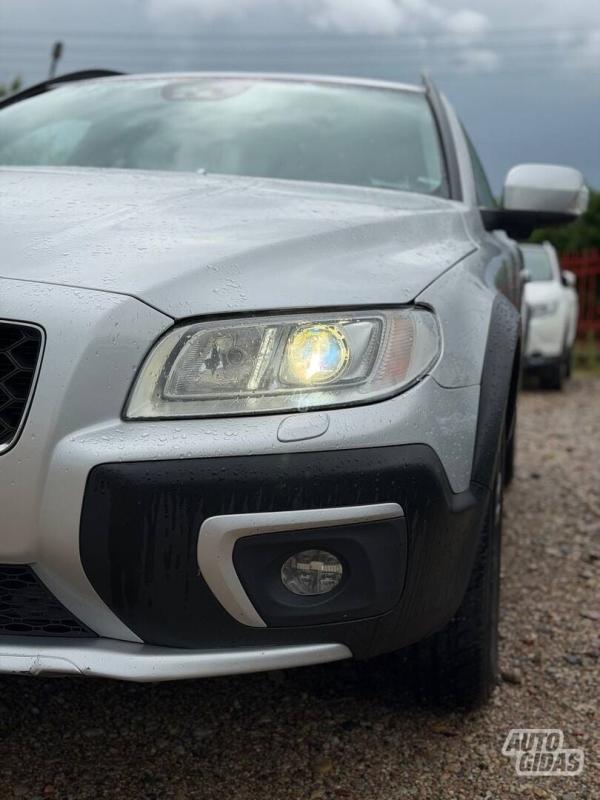 Volvo XC70 2015 in Pabrade, with an engine capacity of 2.40 L and mileage of 293 thousand km for 13500 €, photo 3 on AUTOMOTO.COM.LV