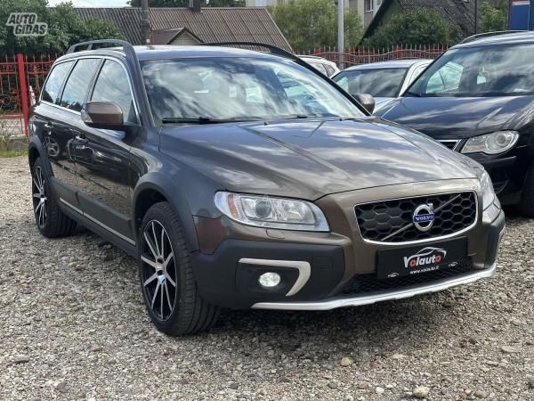 Volvo XC70 2016 in Pabrade, with an engine capacity of 2.40 L and mileage of 289 thousand km for 14500 €, photo 2 on AUTOMOTO.COM.LV