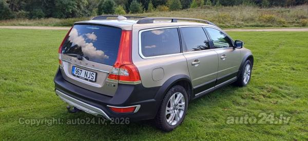 Volvo XC70 2016 Otepē, ar dzinēja tilpumu 2.40 L un nobraukumu 283 tūkst. km par 12500 €, foto 5 vietnē AUTOMOTO.COM.LV