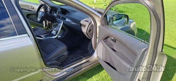 Volvo XC70 2016 Otepē, ar dzinēja tilpumu 2.40 L un nobraukumu 283 tūkst. km par 12500 €, foto 8 vietnē AUTOMOTO.COM.LV