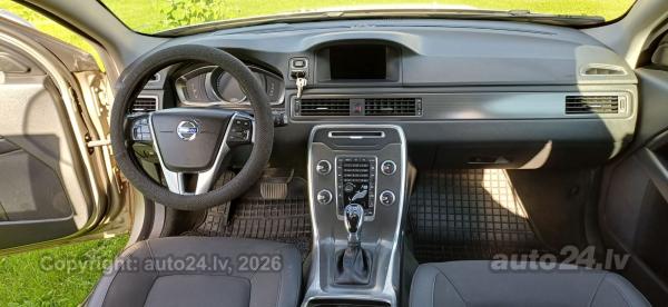 Volvo XC70 2016 Otepē, ar dzinēja tilpumu 2.40 L un nobraukumu 283 tūkst. km par 12500 €, foto 10 vietnē AUTOMOTO.COM.LV