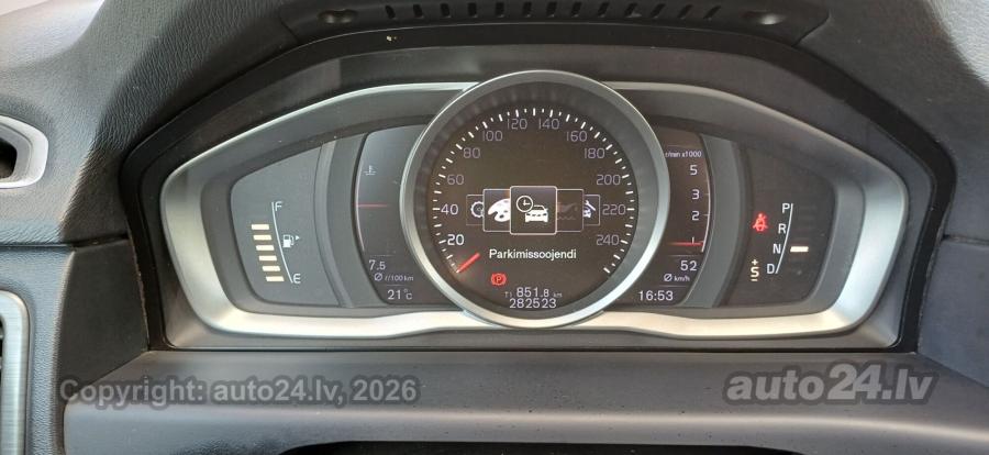 Volvo XC70 2016 Otepē, ar dzinēja tilpumu 2.40 L un nobraukumu 283 tūkst. km par 12500 €, foto 12 vietnē AUTOMOTO.COM.LV