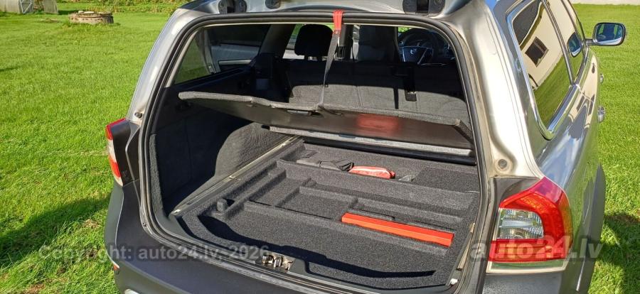 Volvo XC70 2016 Otepē, ar dzinēja tilpumu 2.40 L un nobraukumu 283 tūkst. km par 12500 €, foto 15 vietnē AUTOMOTO.COM.LV
