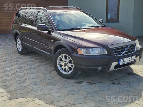Violets Volvo XC70 2006 Talsi, ar dzinēja tilpumu 2.40 L un nobraukumu 345 tūkst. km par 4599 €, foto 1 vietnē AUTOMOTO.COM.LV