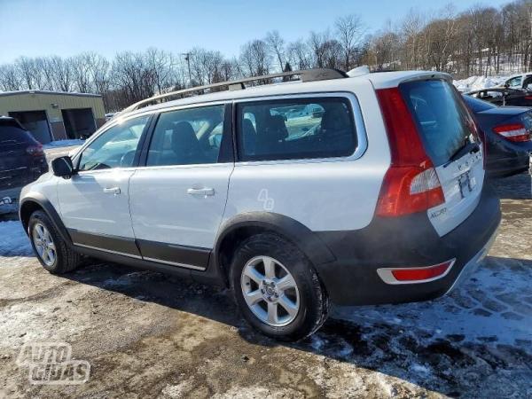 Balts Volvo XC70 2011 Kauņa, ar dzinēja tilpumu 3.20 L un nobraukumu 200 tūkst. km par 5200 €, foto 3 vietnē AUTOMOTO.COM.LV
