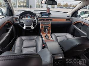Белый Вольво ХС70 2013 в Рига, объемом двигателя 2.40 л и пробегом 160 тыс. км за 13800 €, фото 4 на AUTOMOTO.COM.LV