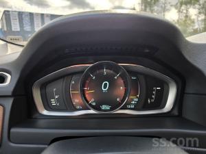 Balts Volvo XC70 2013 Rīga, ar dzinēja tilpumu 2.40 L un nobraukumu 160 tūkst. km par 12950 €, foto 6 vietnē AUTOMOTO.COM.LV