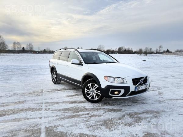 Balts Volvo XC70 2012 Rīga, ar dzinēja tilpumu 2.40 L un nobraukumu 197 tūkst. km par 9950 €, foto 2 vietnē AUTOMOTO.COM.LV