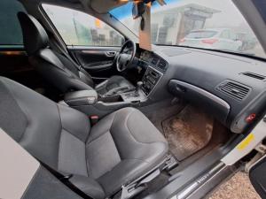 Balts Volvo XC70 2005 Cēsis, ar dzinēja tilpumu 2.40 L un nobraukumu 367 tūkst. km par 1950 €, foto 20 vietnē AUTOMOTO.COM.LV