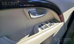 Balts Volvo XC70 2008 Liepāja, ar dzinēja tilpumu 3.20 L un nobraukumu 219 tūkst. km par 4990 €, foto 8 vietnē AUTOMOTO.COM.LV