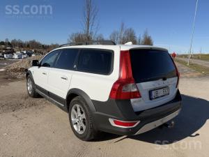 Balts Volvo XC70 2008 Jelgava, ar dzinēja tilpumu 2.40 L un nobraukumu 228 tūkst. km par 5100 €, foto 5 vietnē AUTOMOTO.COM.LV