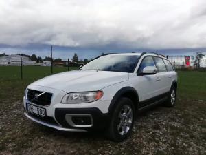 White Volvo XC70 2009 in Saldus, with an engine capacity of 2.40 L and mileage of 332 thousand km for 7800 €, photo  on AUTOMOTO.COM.LV