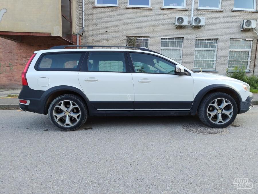 Balts Volvo XC70 2009 Kauņa, ar dzinēja tilpumu 3.20 L un nobraukumu 248 tūkst. km par 3100 €, foto 6 vietnē AUTOMOTO.COM.LV
